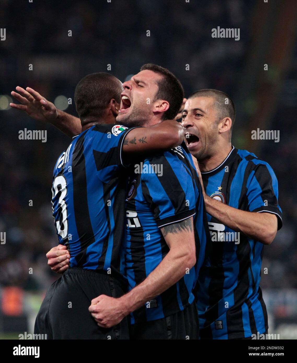 Inter Milan Brazilian midfielder Thiago Motta, center, celebrates with ...