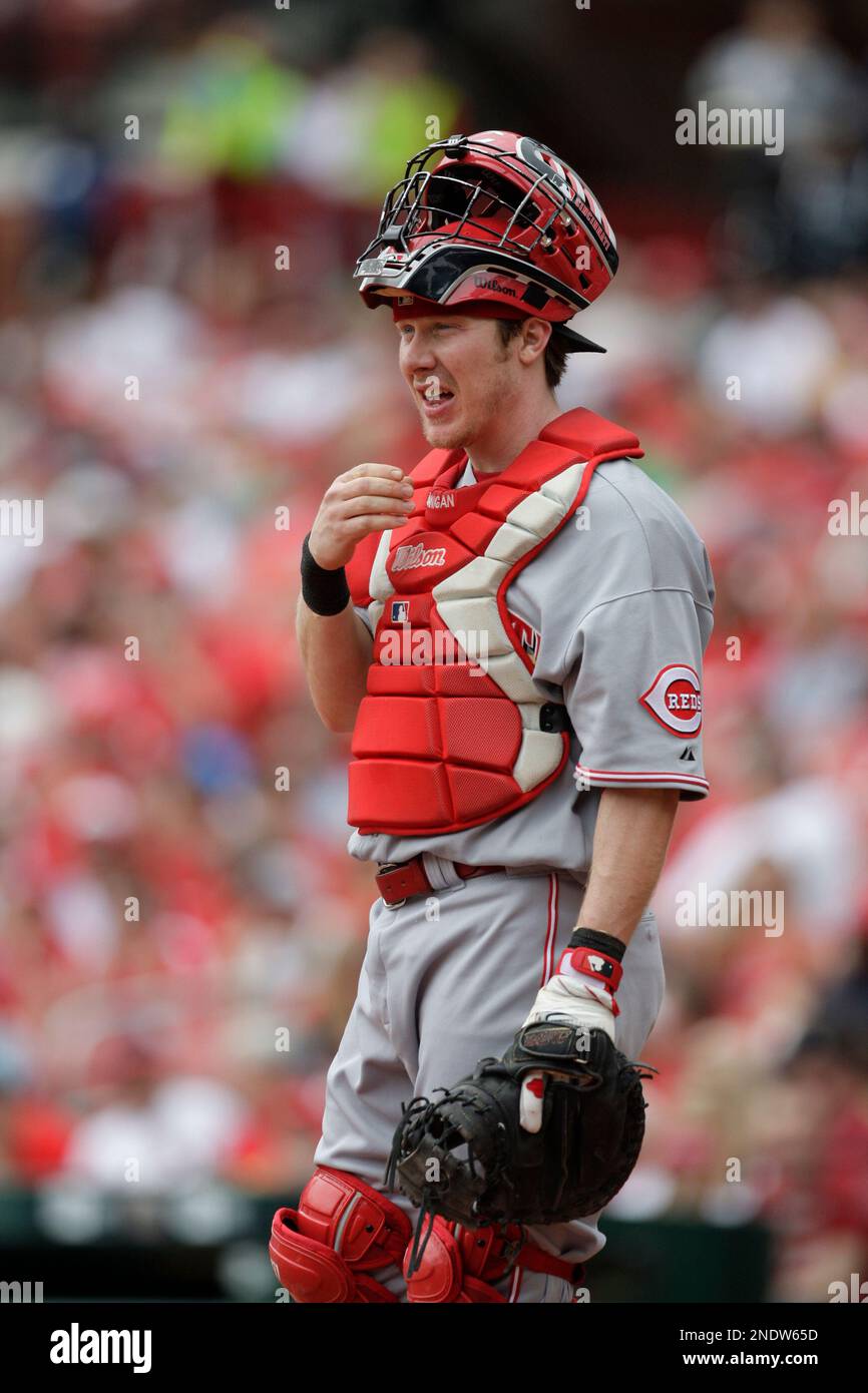 Cincinnati Reds catcher Ryan Hanigan takes up his position during a ...