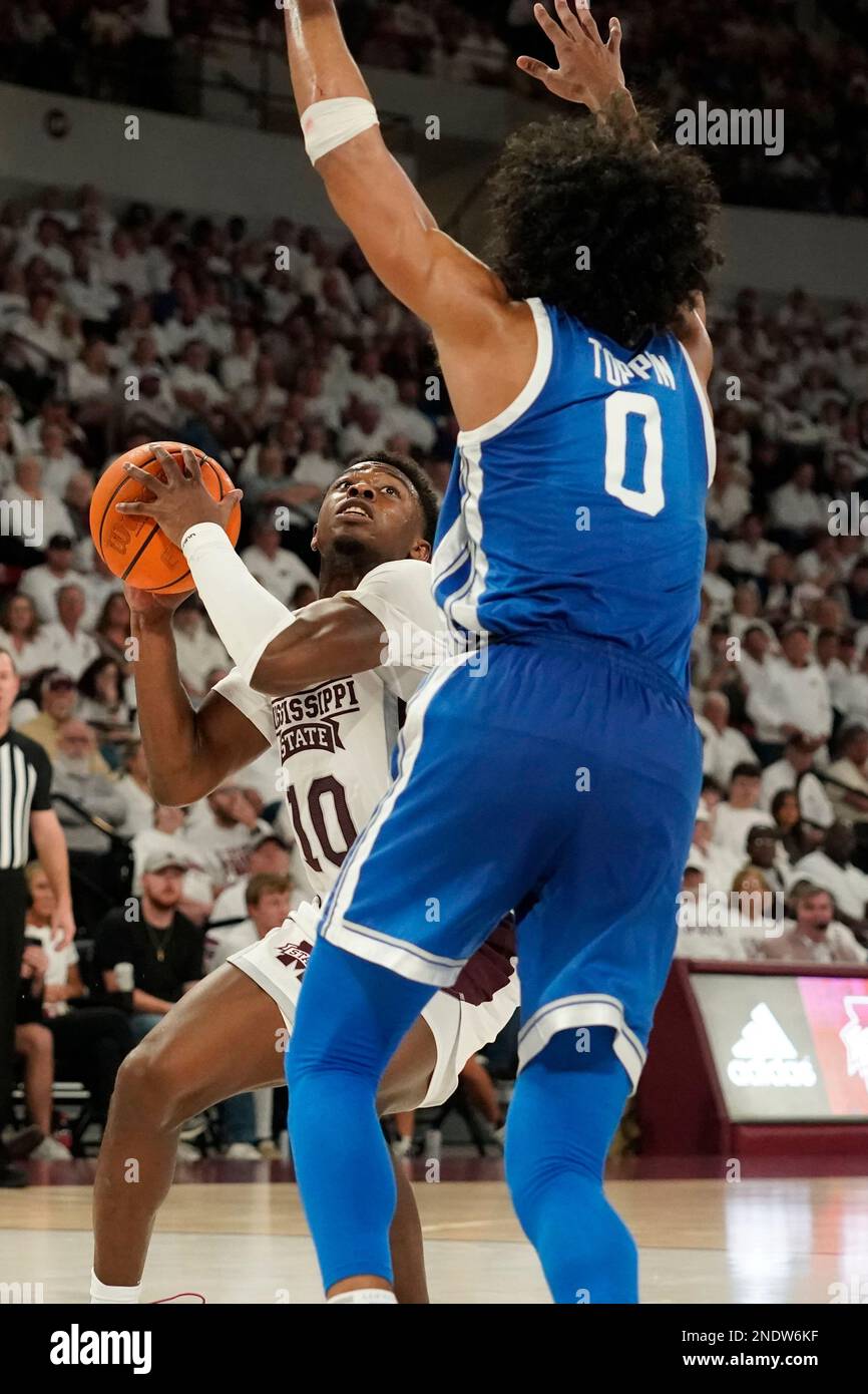Mississippi State guard Dashawn Davis (10) is guarded by Kentucky ...