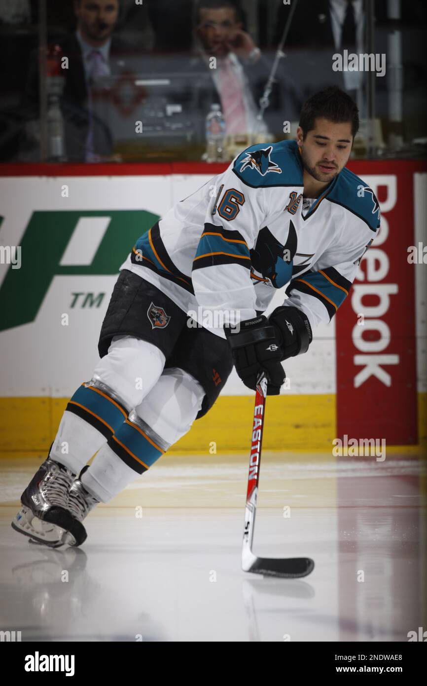 San Jose Sharks right winger Devin Setoguchi warms up before facing the ...