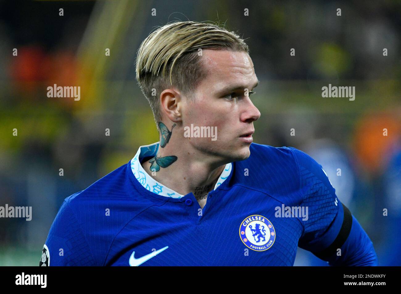 Mykhailo mudryk chelsea 2023 hi-res stock photography and images - Alamy