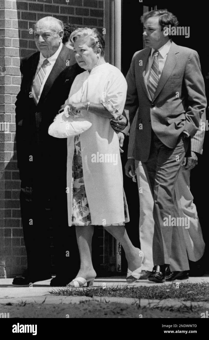 Ralph and Frances Langford Evinrude and Jeffery Slater leave the ...