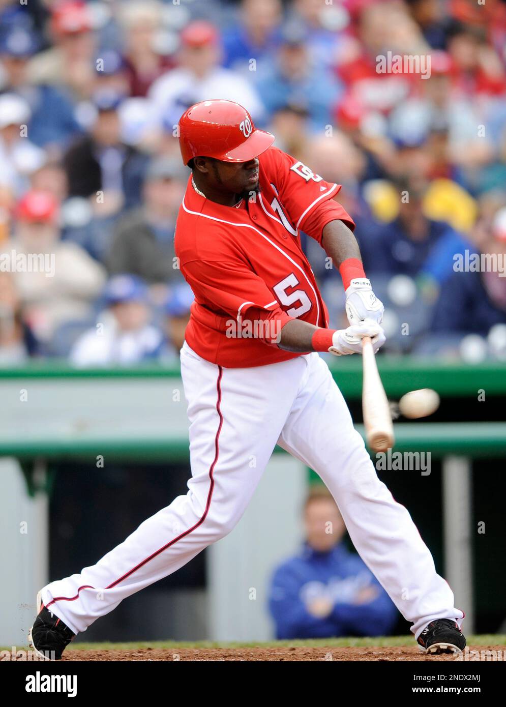 Washington Nationals shortstop Cristian Guzman (15) singles against the ...