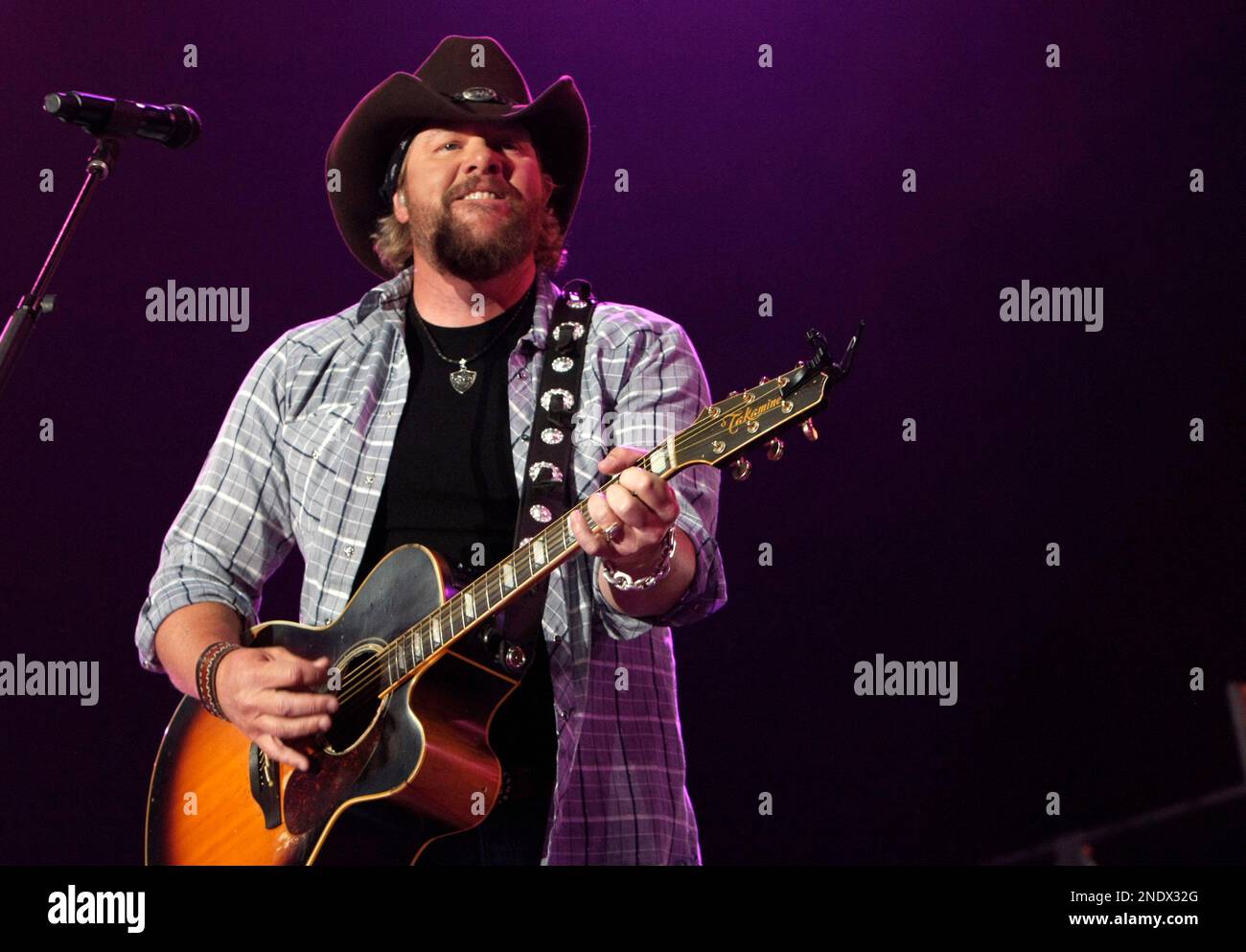 Singer Toby Keith performs at Stagecoach country music festival in ...