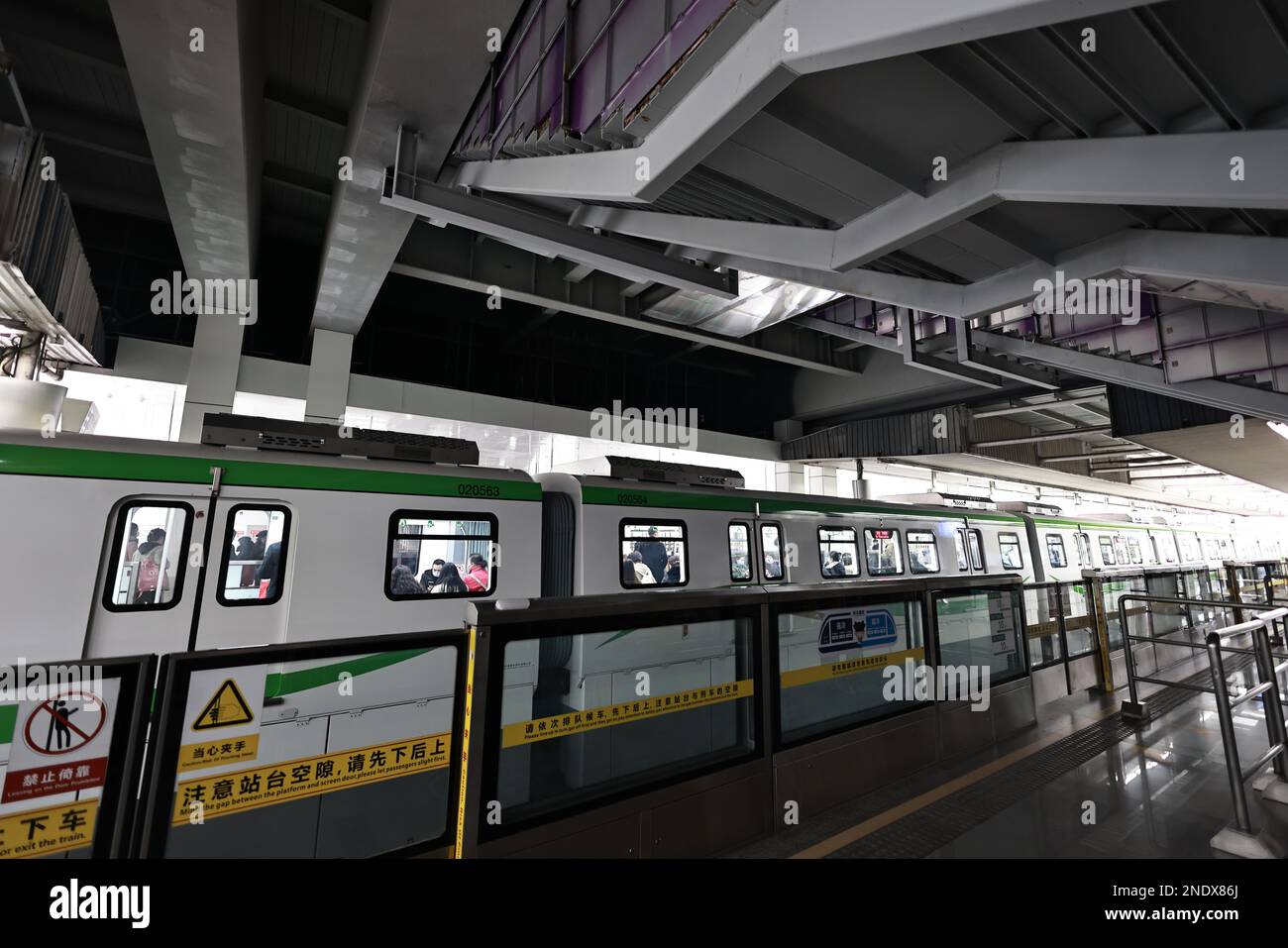 China's first metro station built on the river-crossing bridge ...