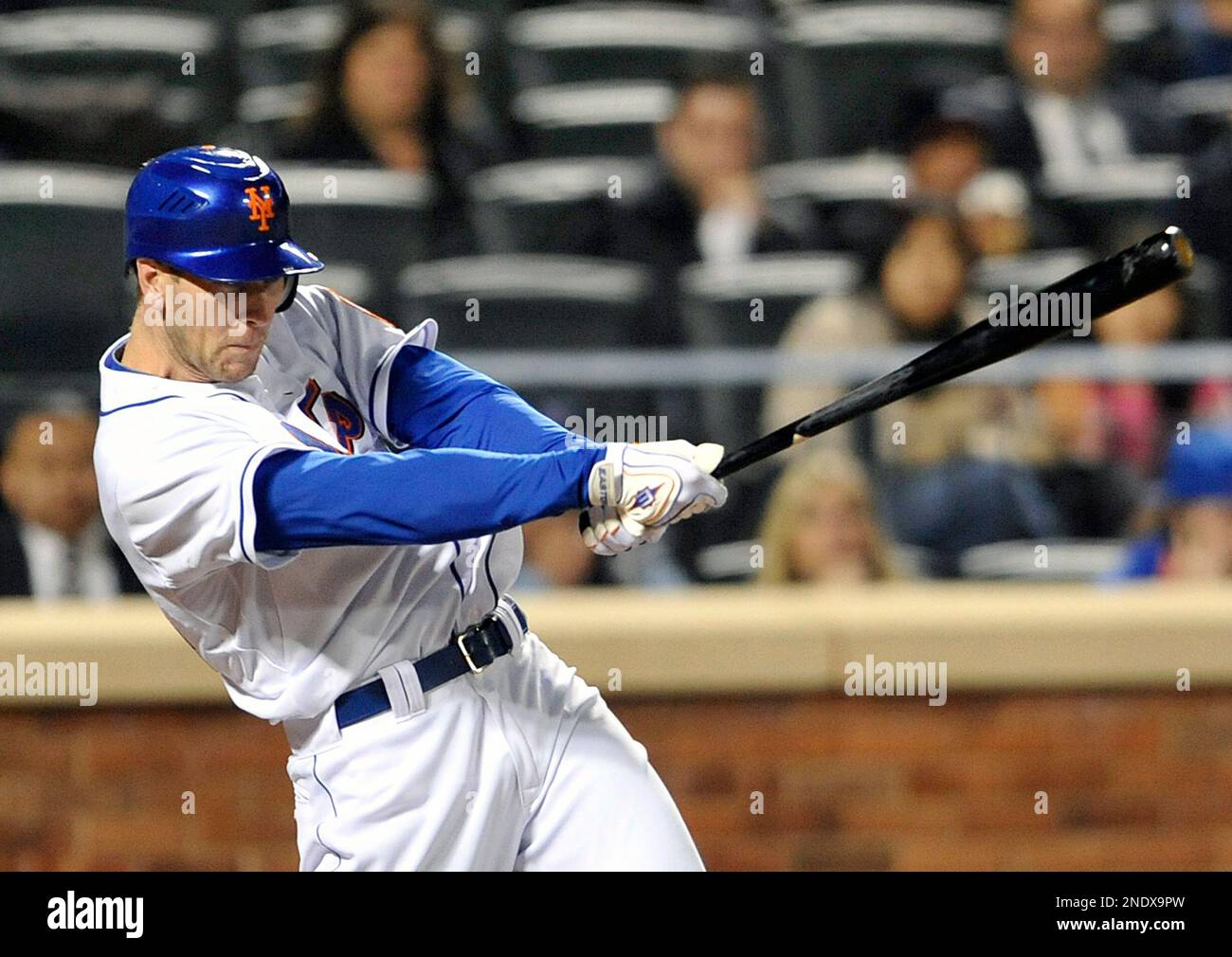 New York Mets' Jason Bay hits an RBI-triple in the sixth inning of a ...