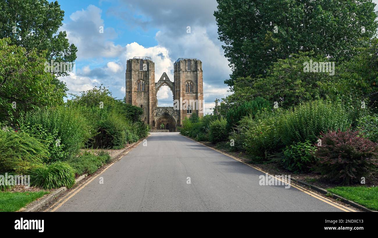 Elgin cathedral aerial hi-res stock photography and images - Alamy