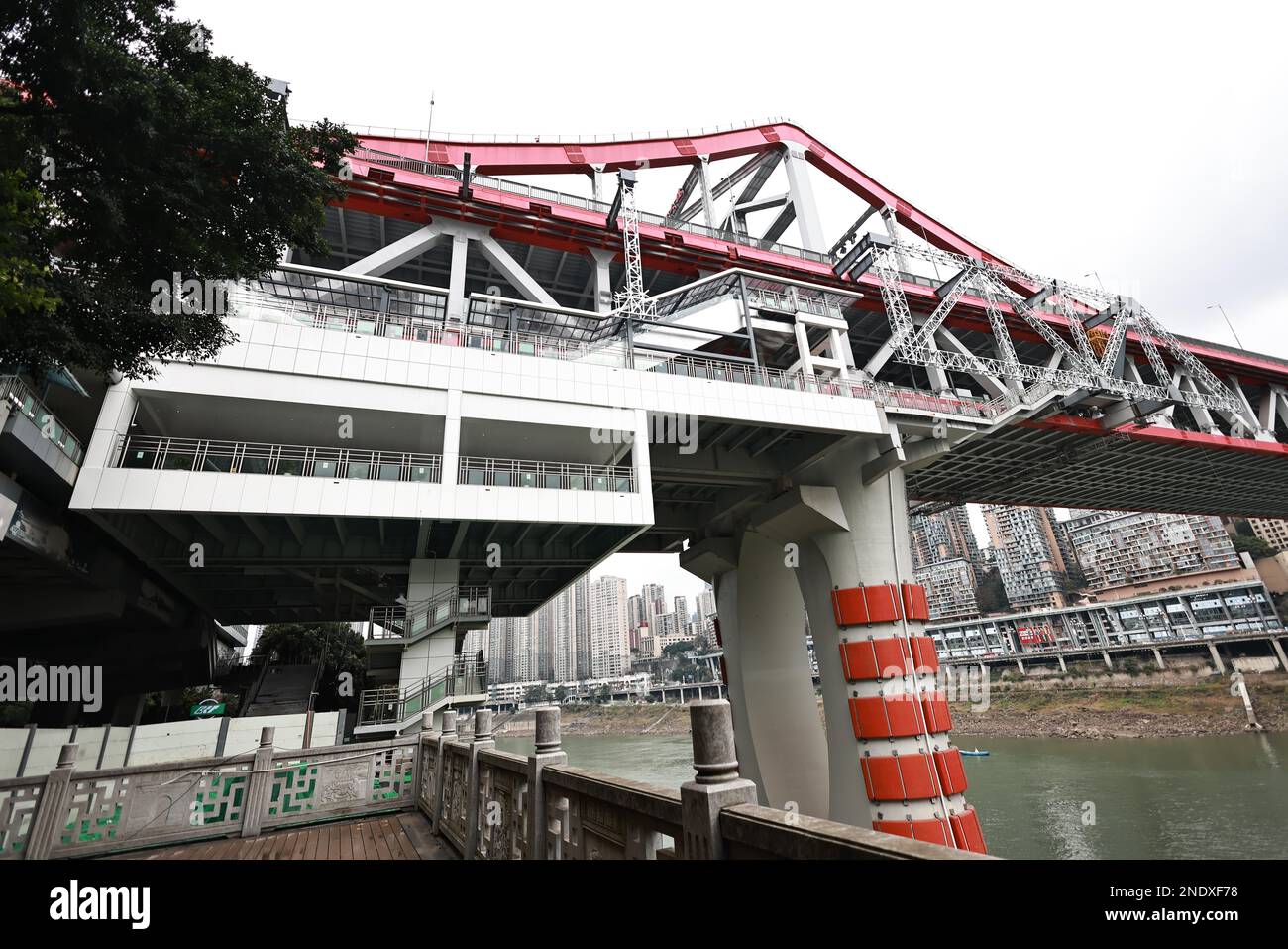 China's first metro station built on the river-crossing bridge ...