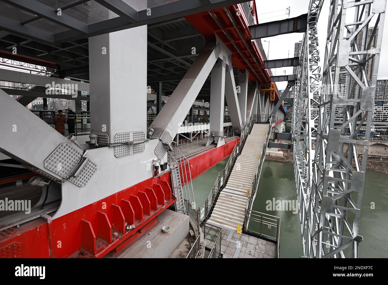 China's first metro station built on the river-crossing bridge ...