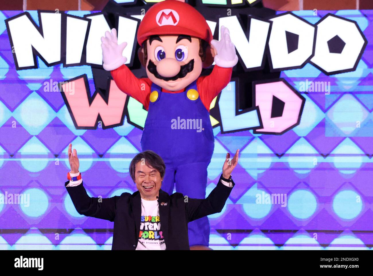 Super mario world california hi-res stock photography and images - Alamy