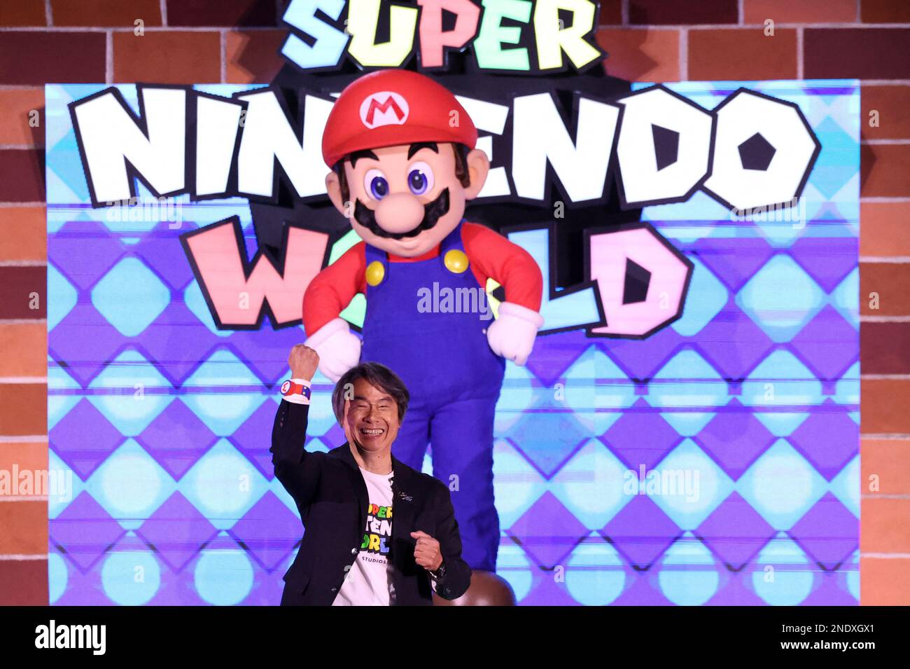 Super mario world california hi-res stock photography and images - Alamy