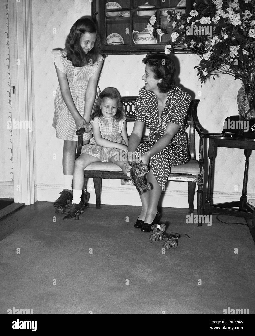 Mrs. Betsy Cushing Roosevelt (Whitney) and her children Sara and Kate ...