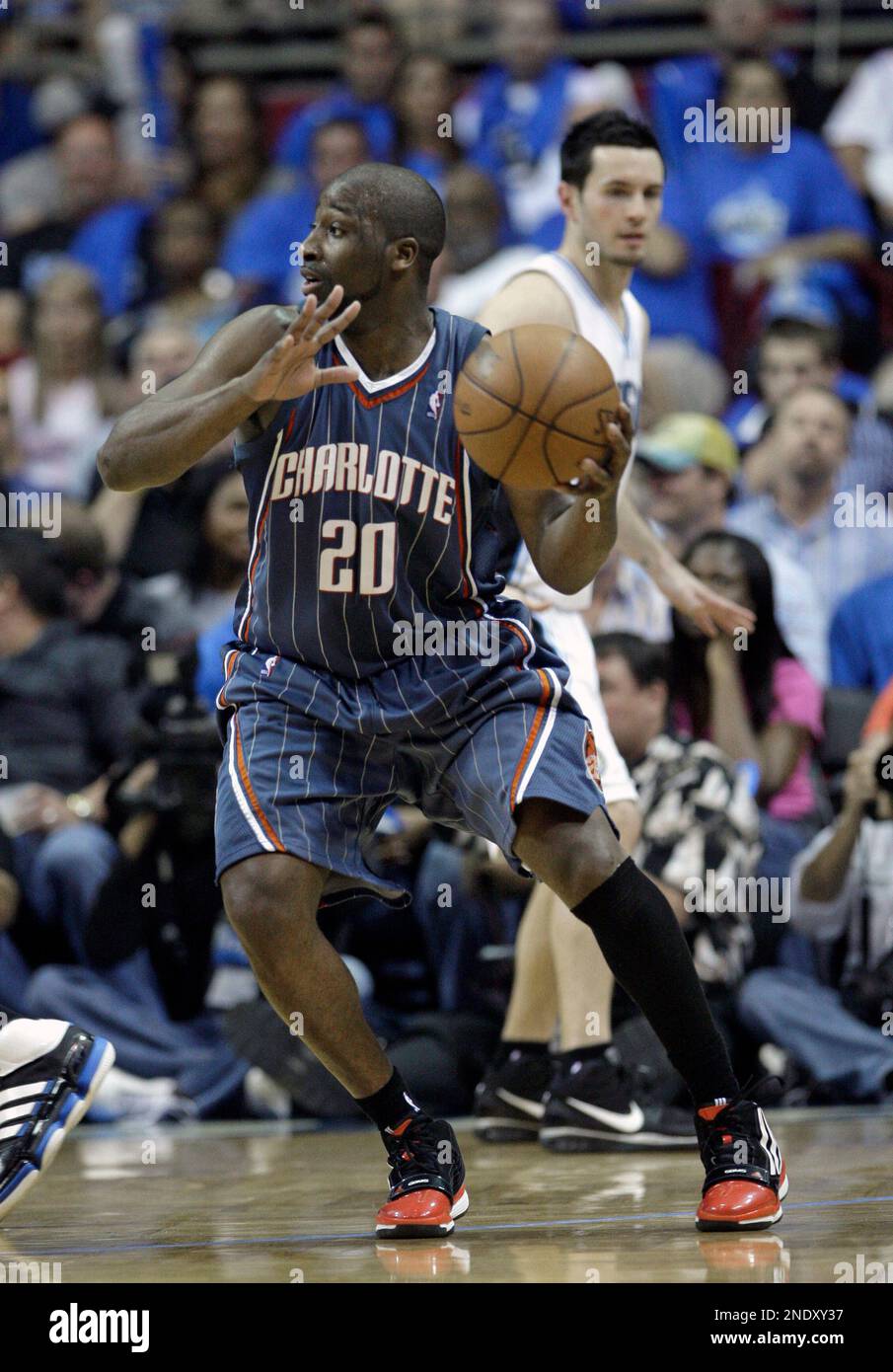 Charlotte Bobcats guard Raymond Felton (20) looks t pass the ball in ...