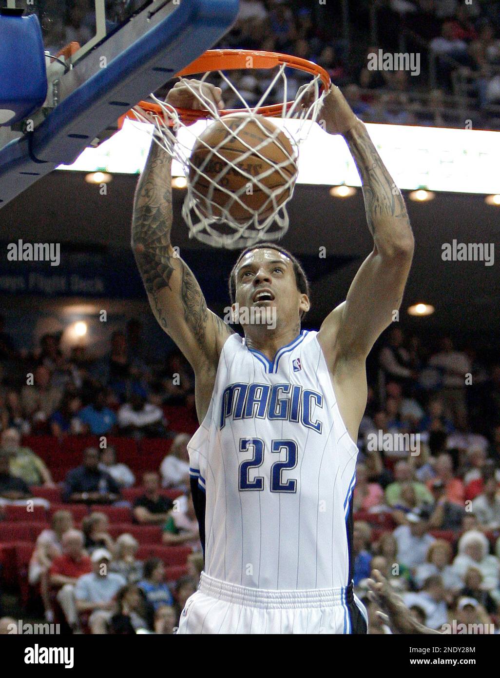 Orlando Magic forward Matt Barnes (22) dunks the ball during the second ...