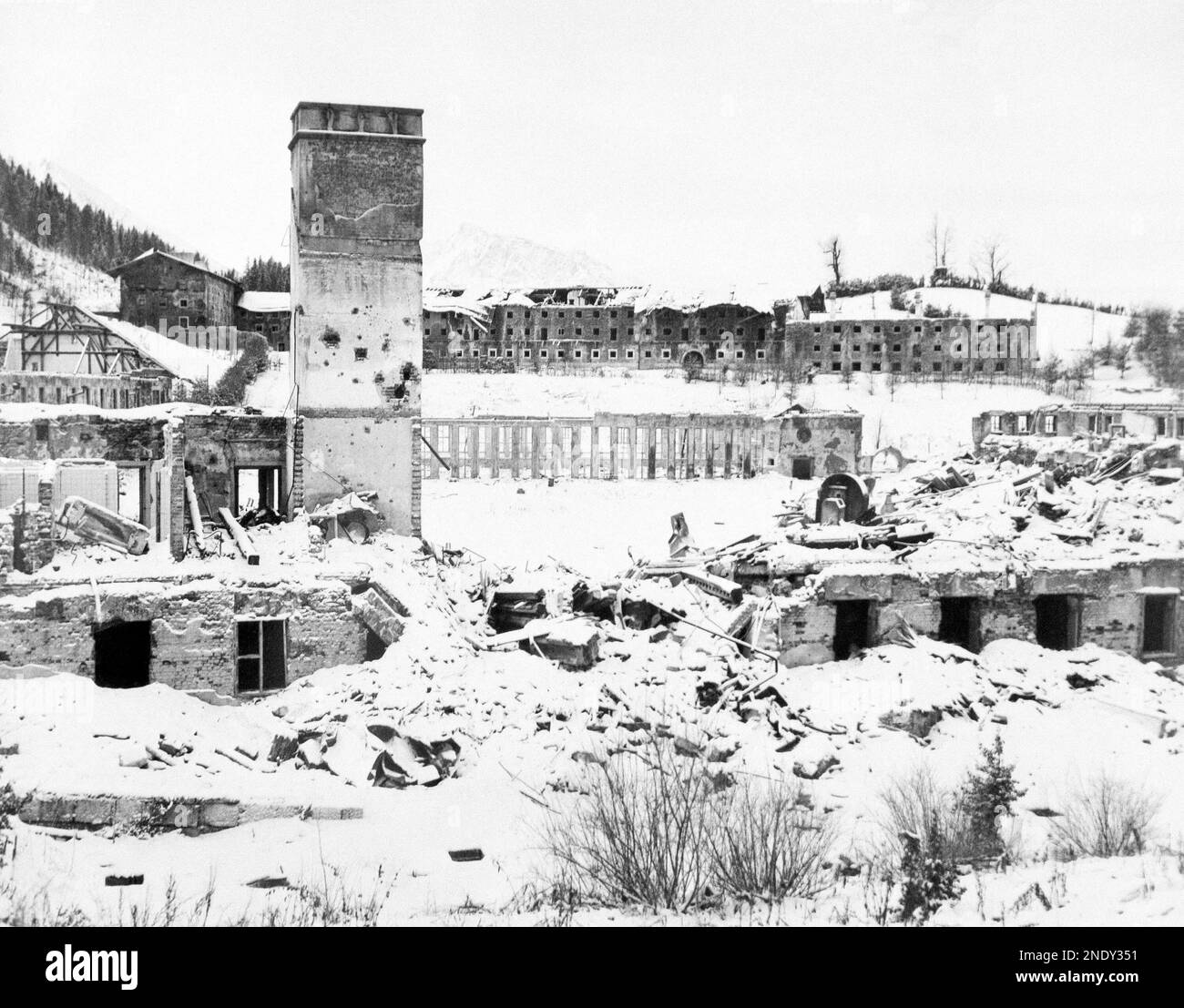 Three thousand SS troops from Adolph Hitler's elite guard protected his ...