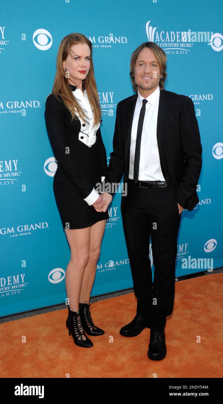 Nicole Kidman and Keith Urban arrive at the 45th Annual Academy of ...