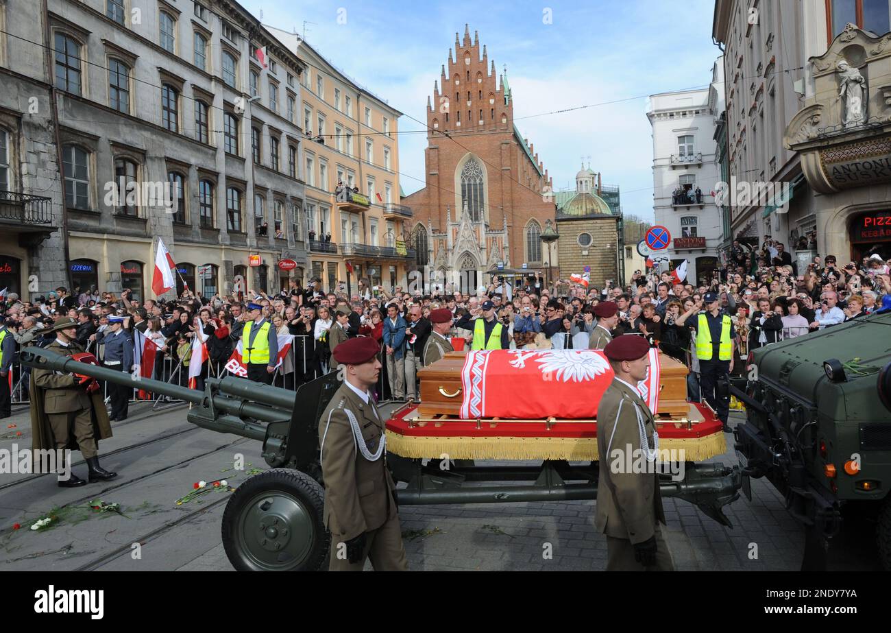 Polish Army soldiers walk beside the coffin of the late Polish ...