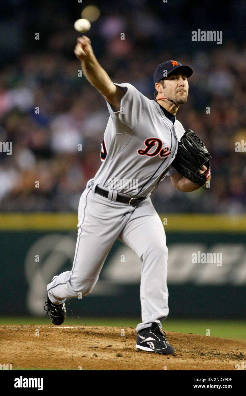Detroit Tigers starting pitcher Justin Verlander works against the ...