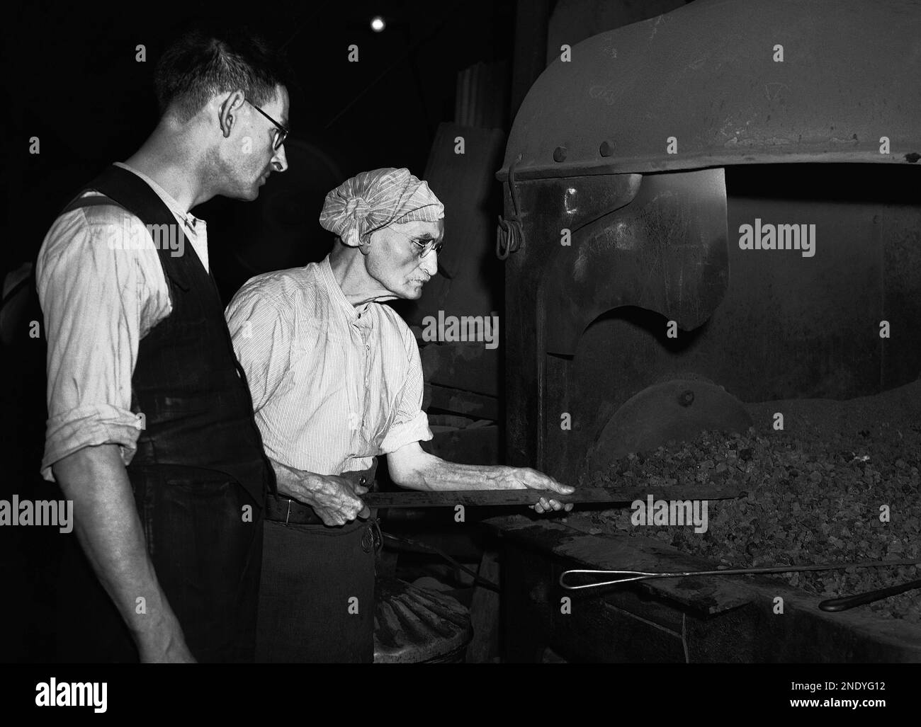 Tom Beasley, the 83-year-old swordsmith who holds the distinction of ...