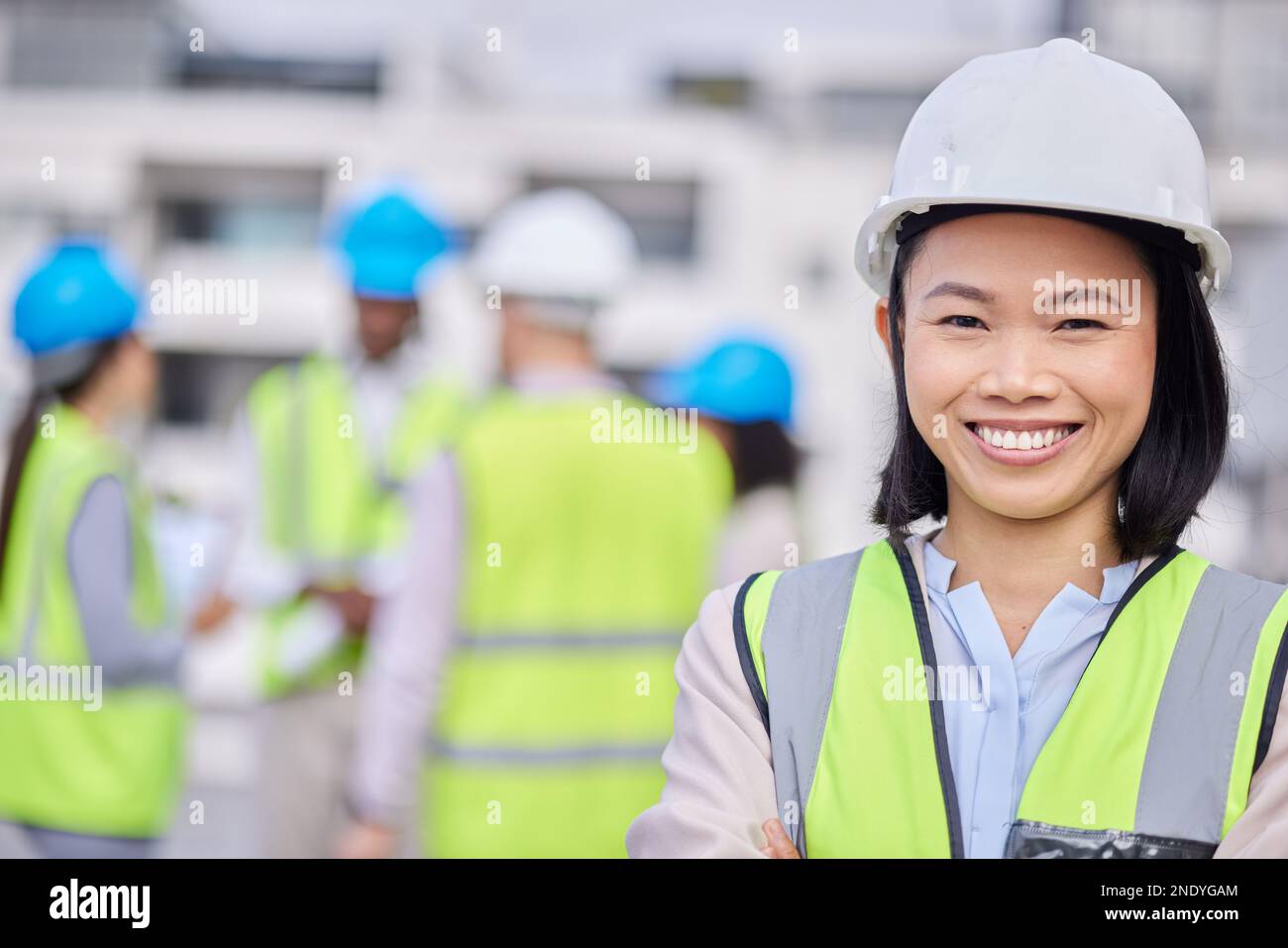 Female leadership construction site hi-res stock photography and images ...