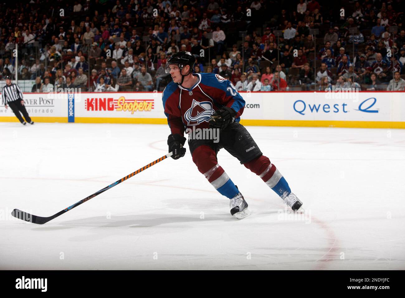 Colorado Avalanche center Ryan Stoa heads up the ice against the Los ...