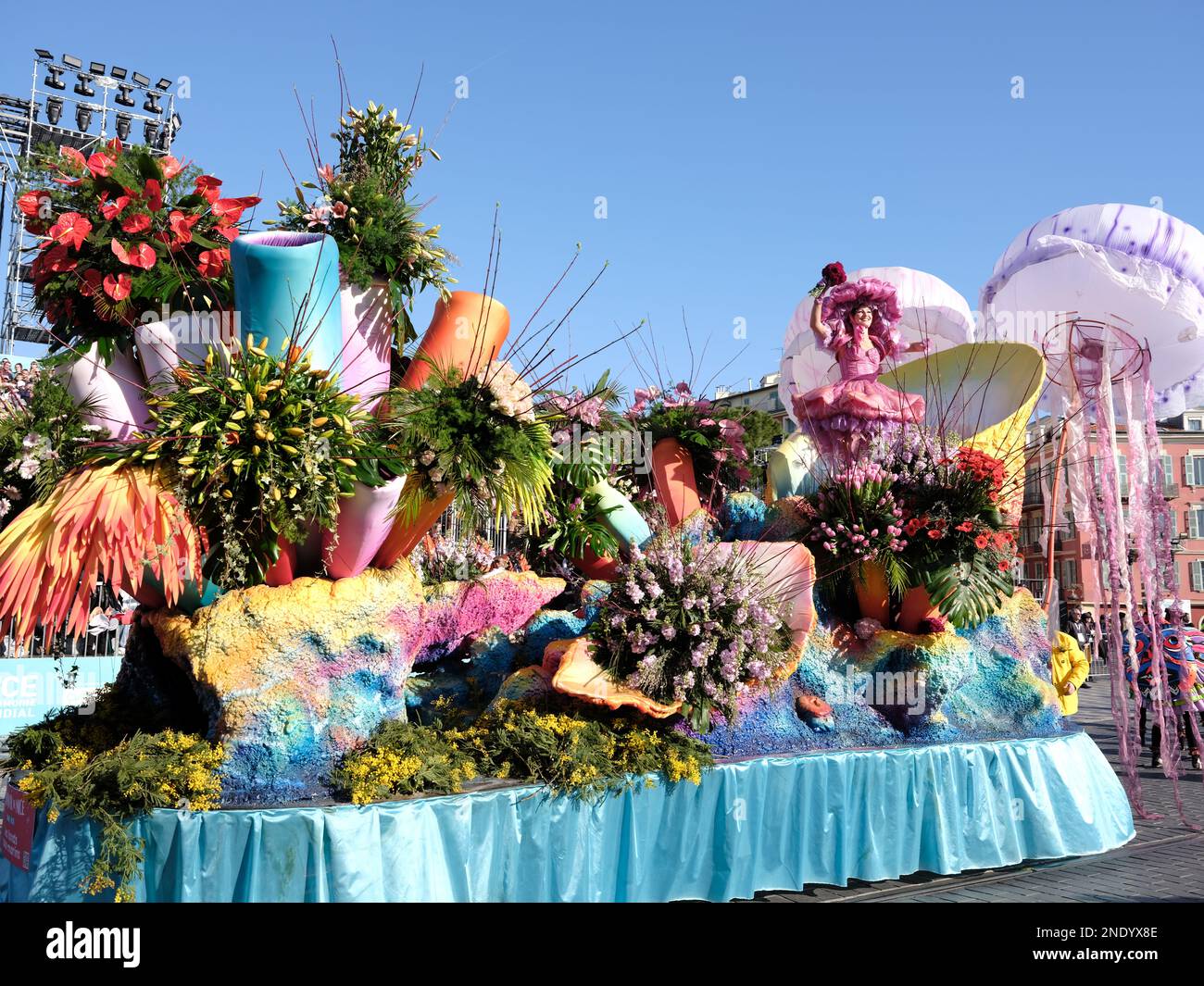 Nice, France. 15th Feb, 2023. An actress performs during the Battle of ...