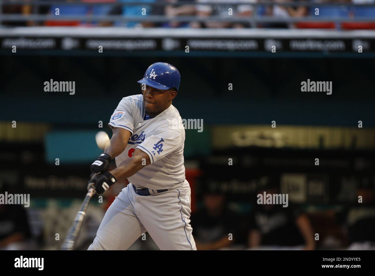 Los Angeles Dodgers batter Garrett Anderson during baseball action in ...