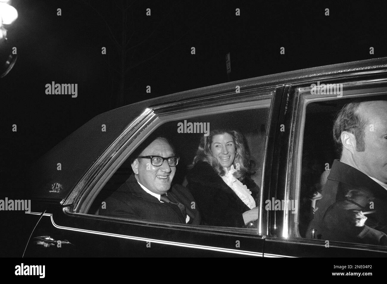 Dr. Henry Kissinger and his date Nancy Maginnes leave the New York ...