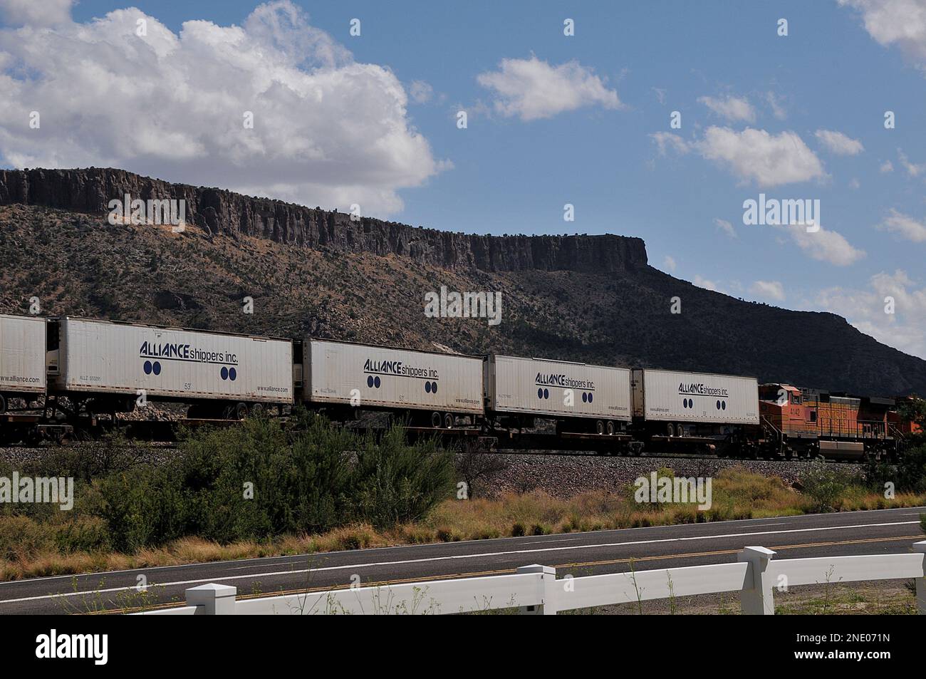 American frieght tain hi-res stock photography and images - Alamy