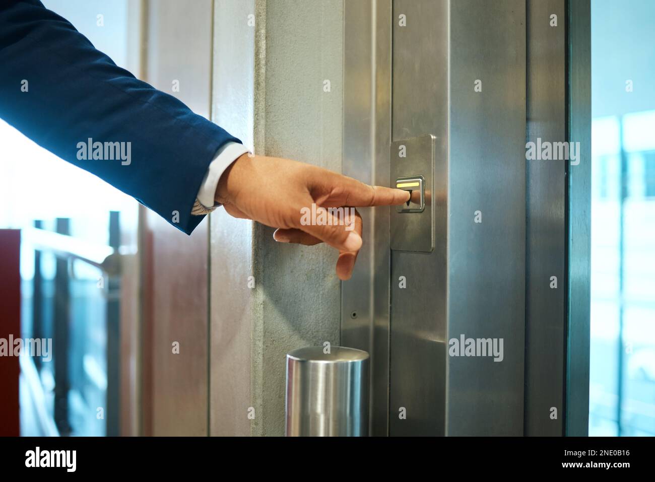 Hands button lift hi-res stock photography and images - Alamy