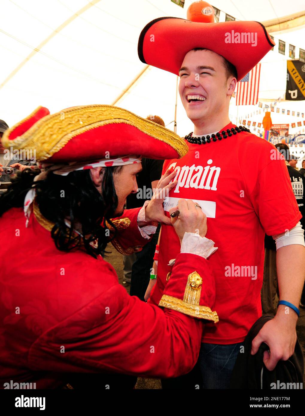 Captain Morgan and the Morganettes celebrate with basketball fans ...