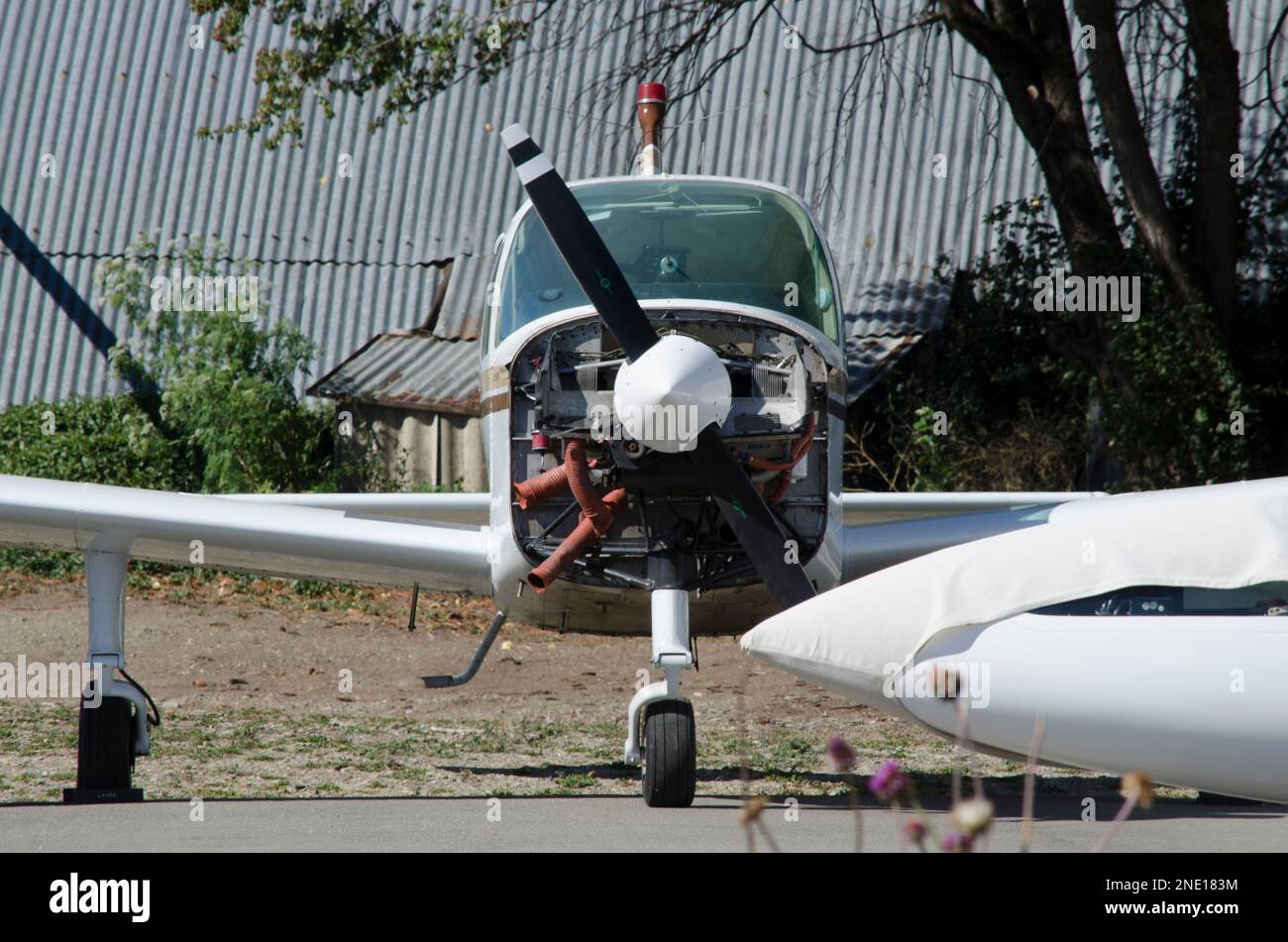 White luxury executive airplane hi-res stock photography and images - Alamy