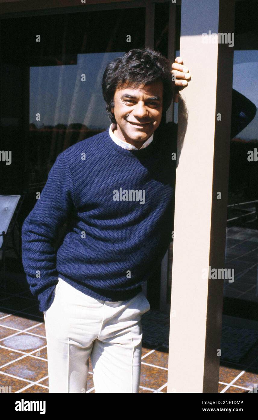 Singer Johnny Mathis in 1981. (AP Photo/Dave Pickoff Stock Photo - Alamy