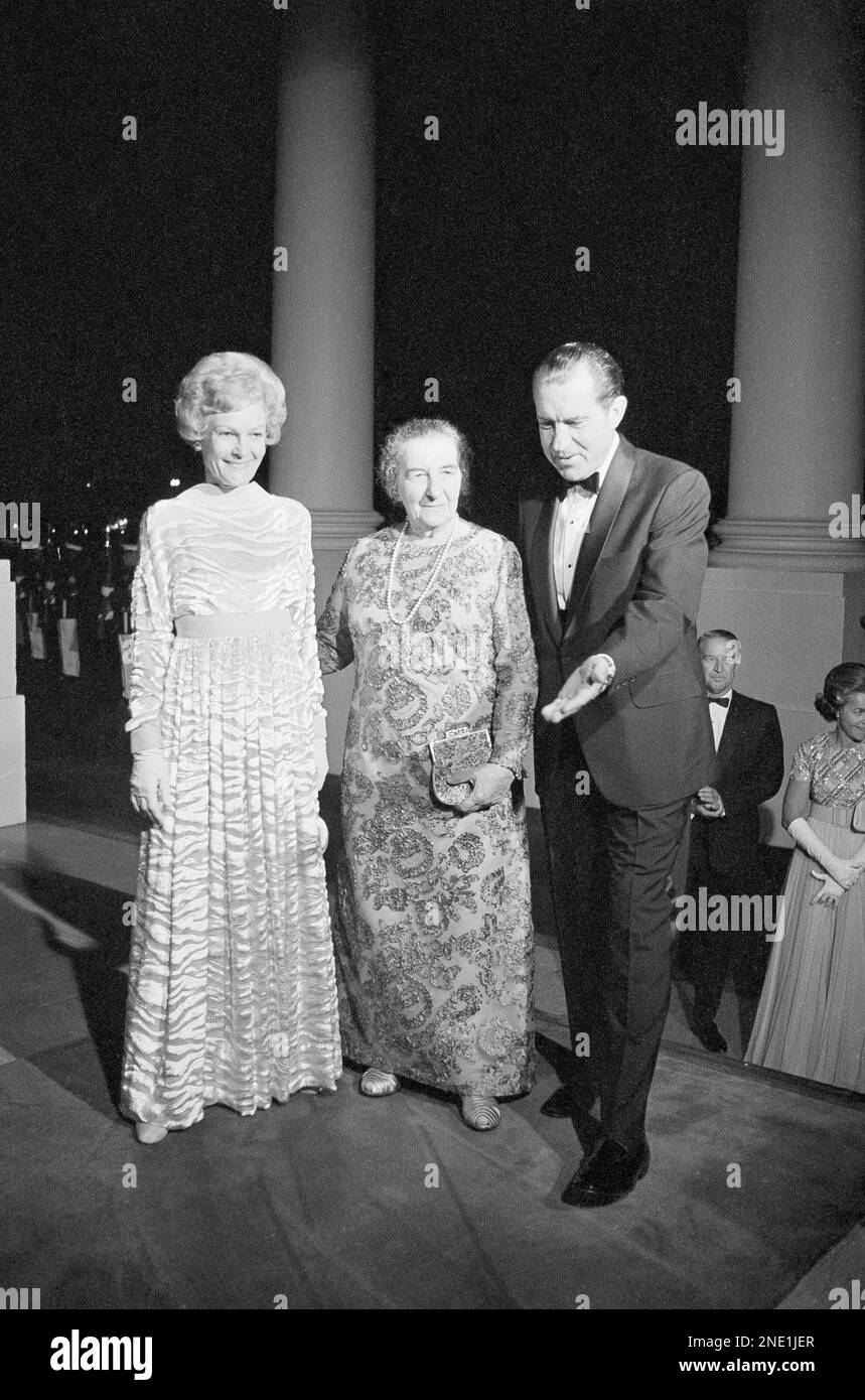 President Richard Nixon and Wife Pat Nixon welcome the Prime Minister ...