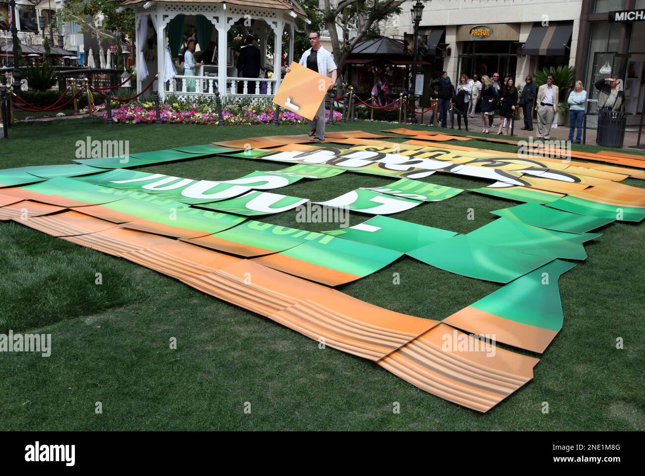 LOS ANGELES, CA - MARCH 31: A general view at the SunChips 100% ...
