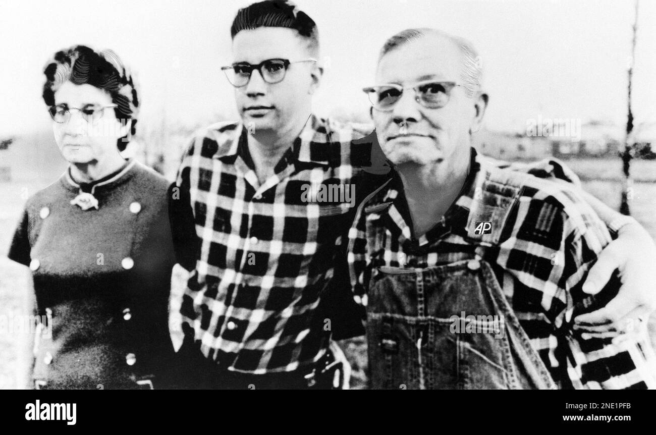 Paul Meadlo, an ex-serviceman, poses with his parents, Mr. & Mrs. Tony ...