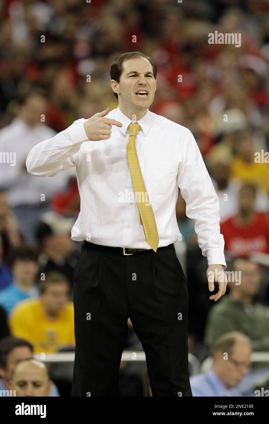 Baylor head coach Scott Drew during the second half of an NCAA South ...