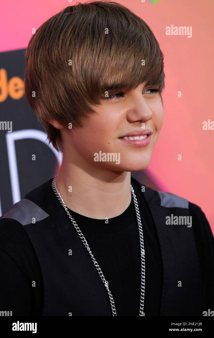 Justin Bieber arrives at Nickelodeon's 23rd Annual Kids' Choice Awards ...