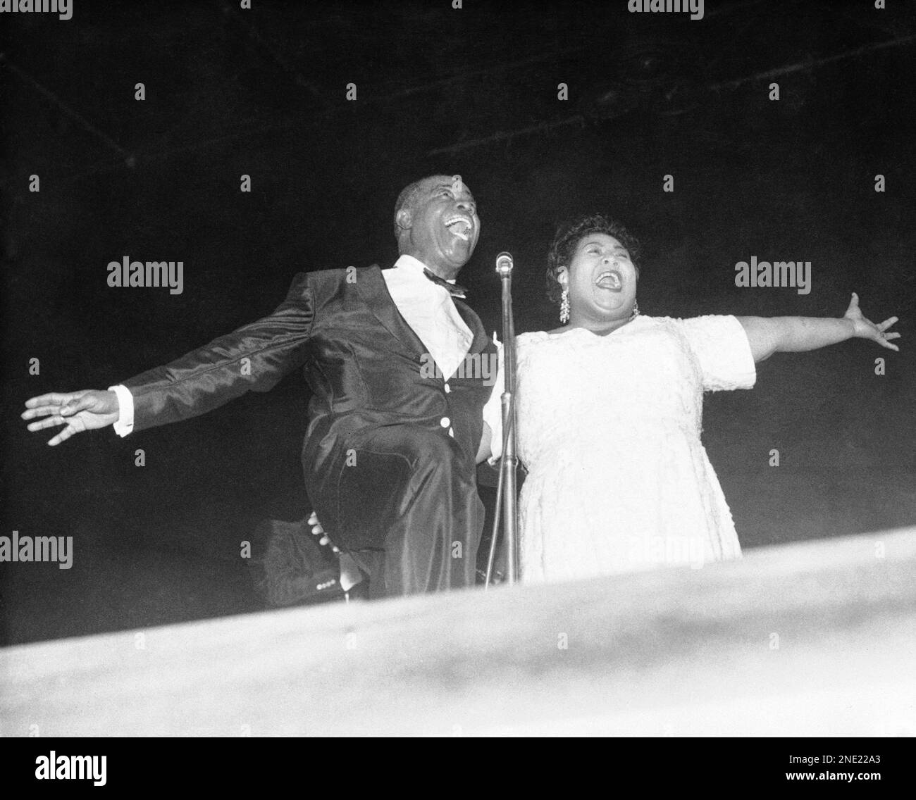 Louis Armstrong and Velma Middleton perform on the revolving stage at ...
