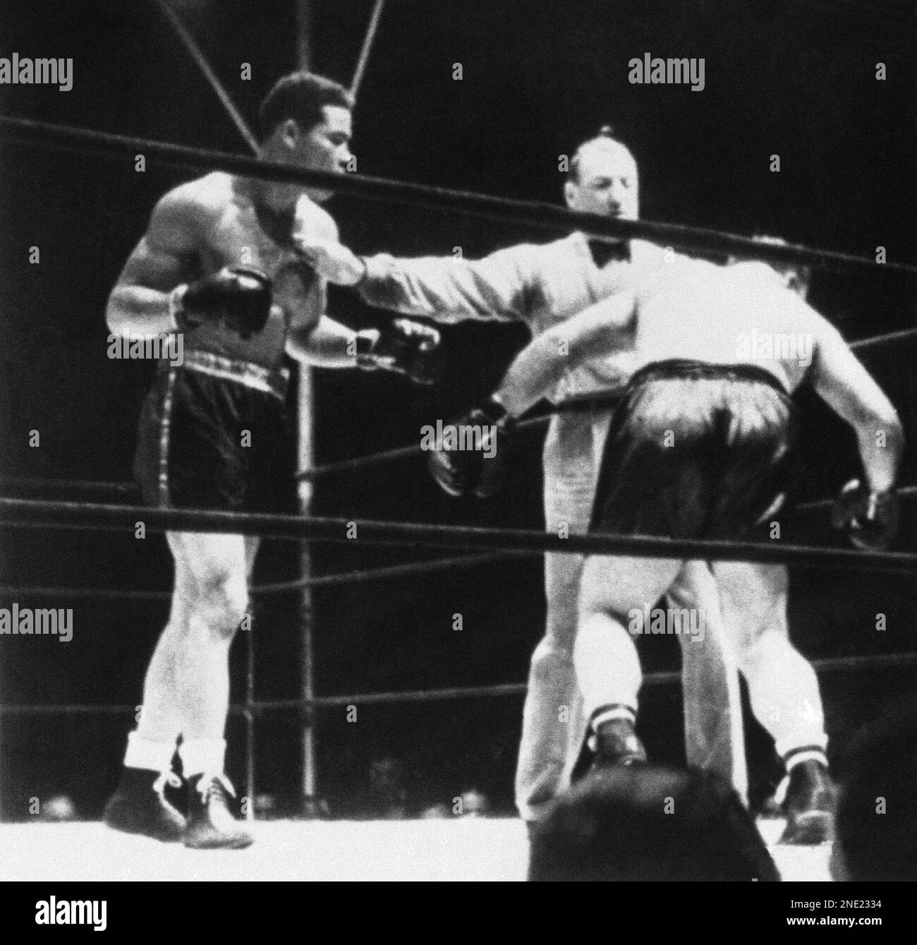 This is action during the fourth round of the Joe Louis-Tony Galento ...