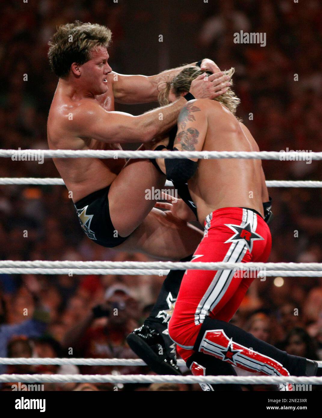 WWE Superstar Chris Jericho retains his World Heavyweight Championship ...