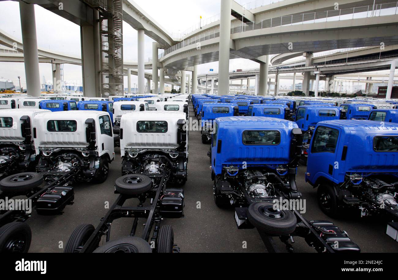 Isuzu motors limited hi-res stock photography and images - Alamy