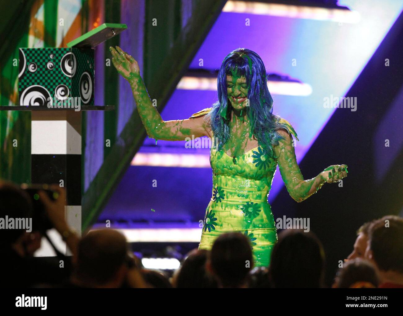 Katy Perry gets slimed at Nickelodeon's 23rd Annual Kids' Choice Awards ...