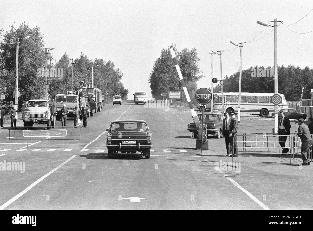 The southern entrance to the 30-kilometer restricted zone around the ...