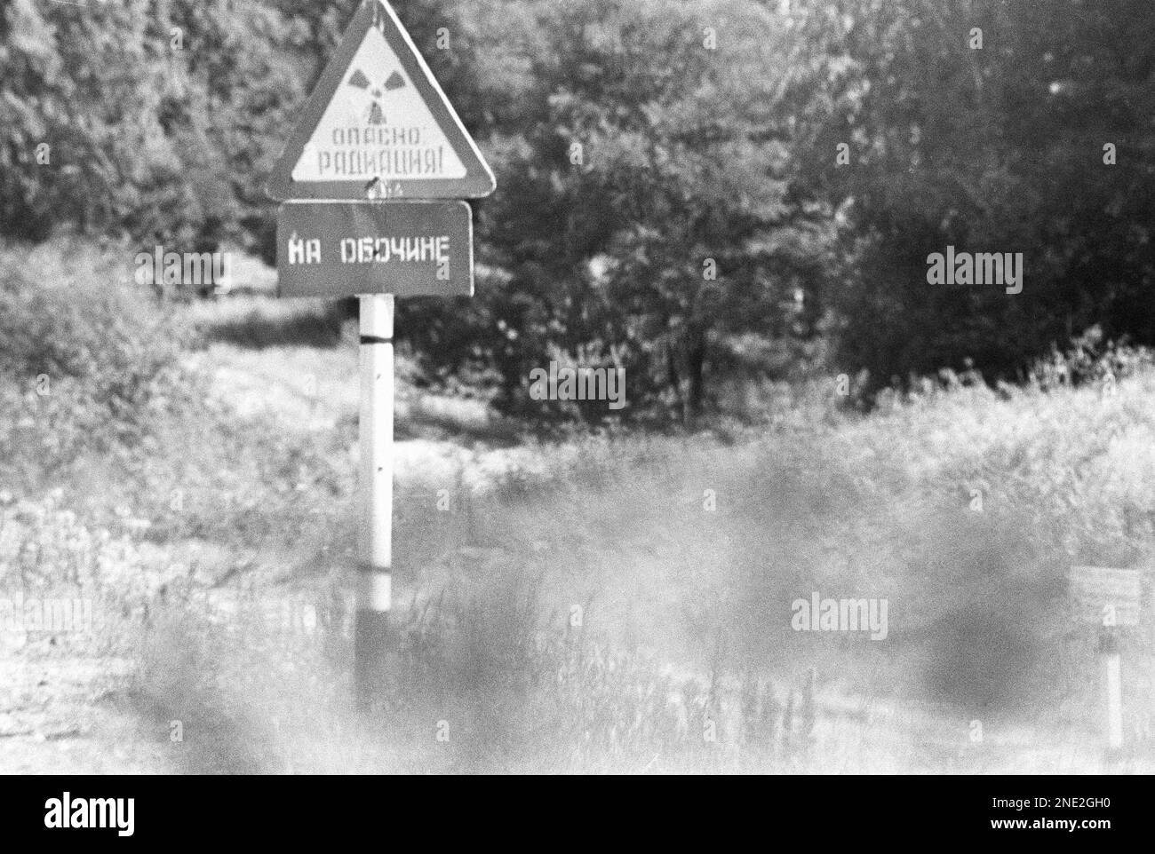 The southern entrance to the 30-kilometer restricted zone around the ...