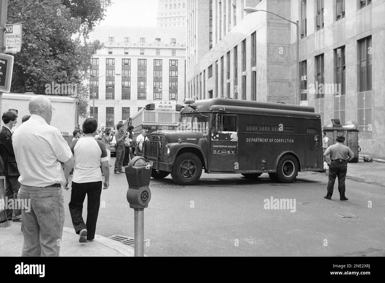 A van carrying Mark David Chapman convicted of killing singer John ...