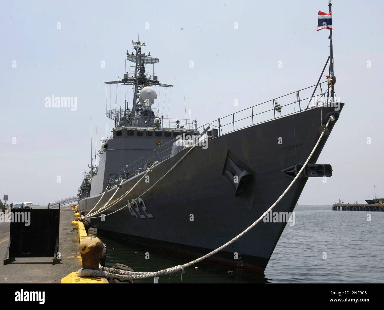 FF 422 HTMS Taksin, flagship of the Royal Thai Naval Cadet Training ...