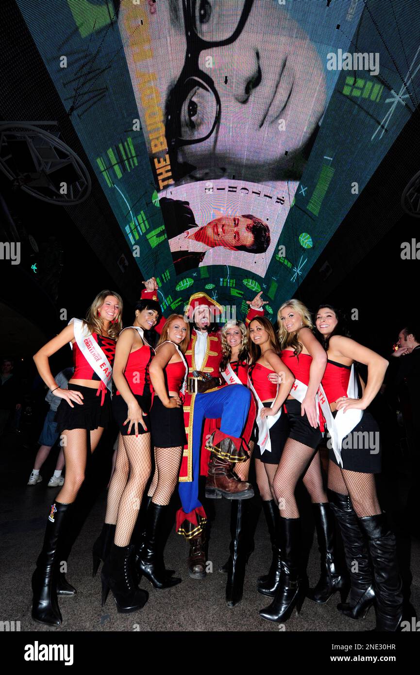 Captain Morgan and the Morganettes pose on Freemont Street to celebrate ...