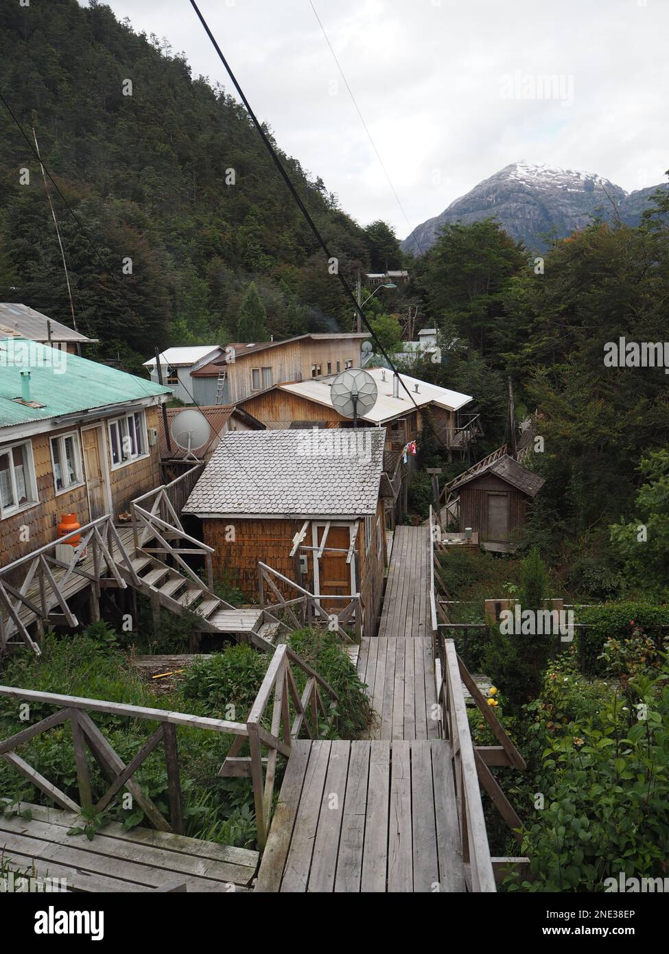 Baordwalks and small houses in Calta Tortel, a small town entirely on ...