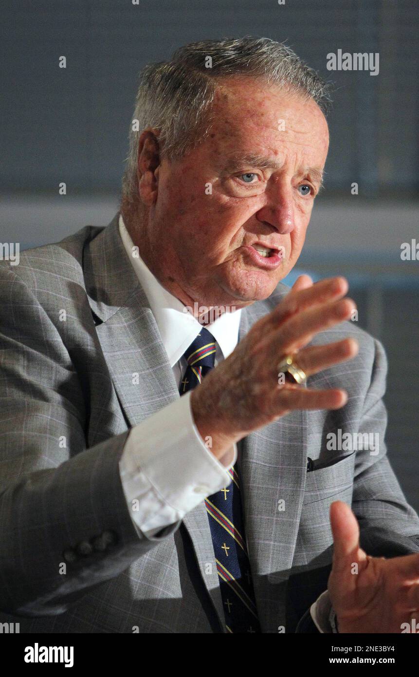 Former Florida State coach Bobby Bowden talks to reporters before ...